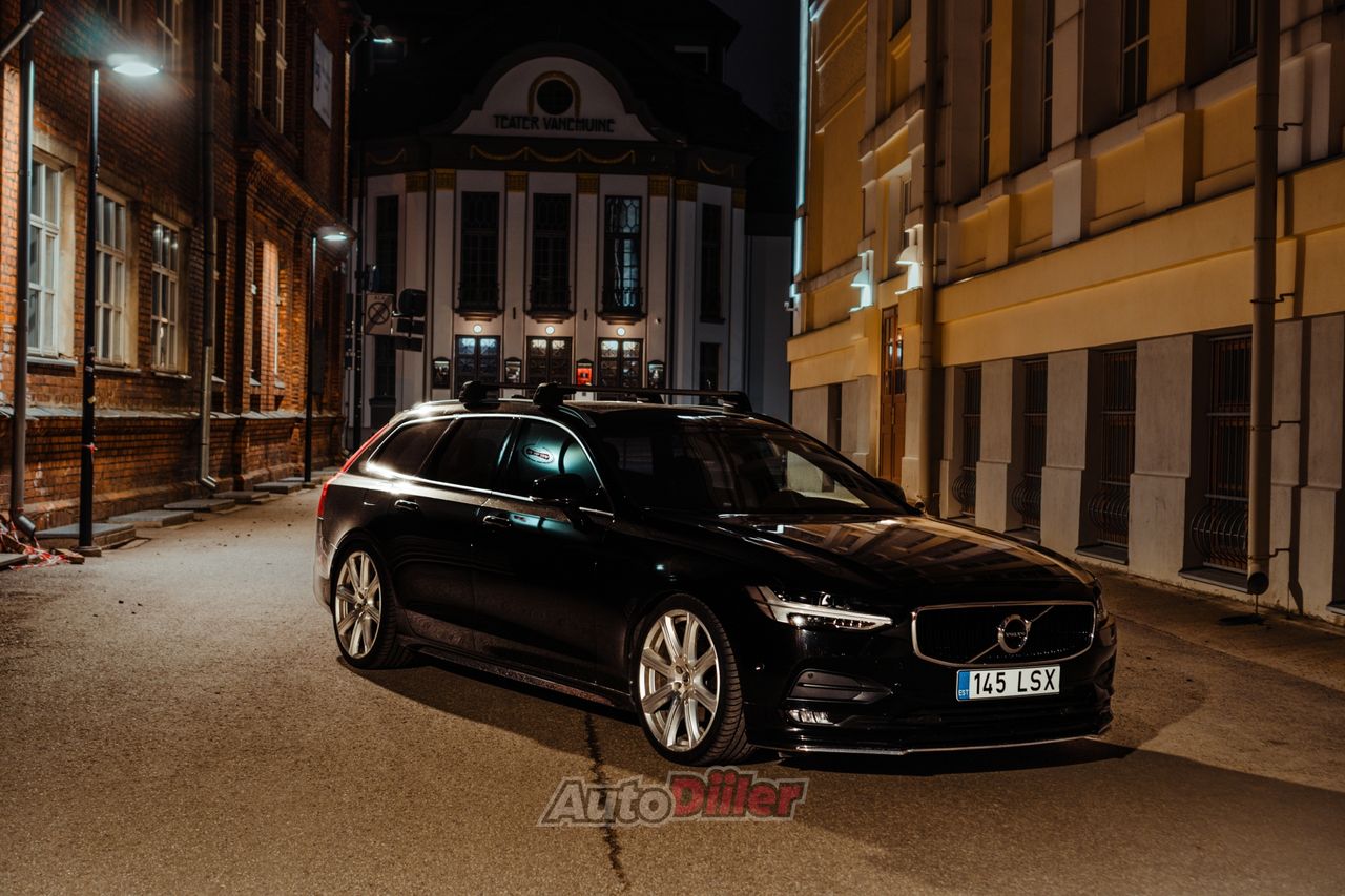 Volvo V90 Inscription Exterior Styling 2.0 140kW - Autodiiler