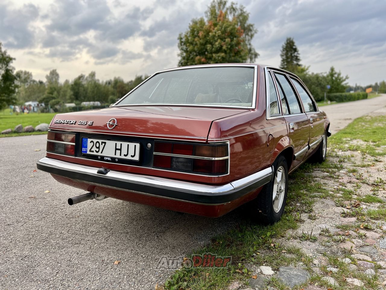 Opel Senator 2.5E 103kW - Autodiiler