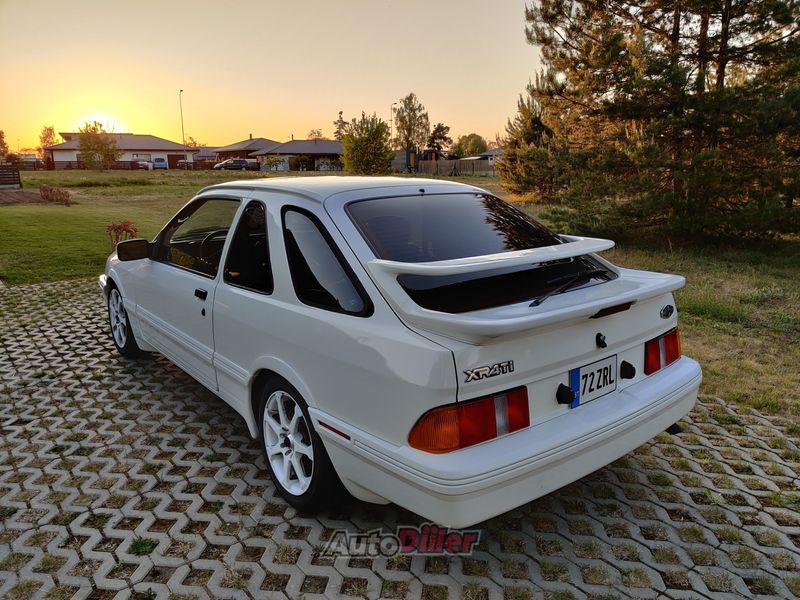 Merkur XR4Ti 2.3 130kW - Autodiiler