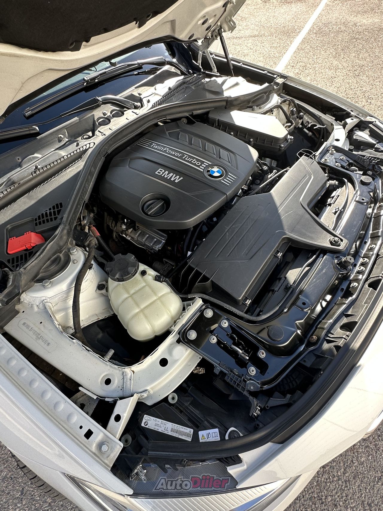 BMW 318 GT Sport 2.0 105kW - Autodiiler